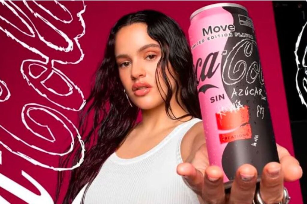 Cantante Rosalía y Coca Cola lanzan edición especial