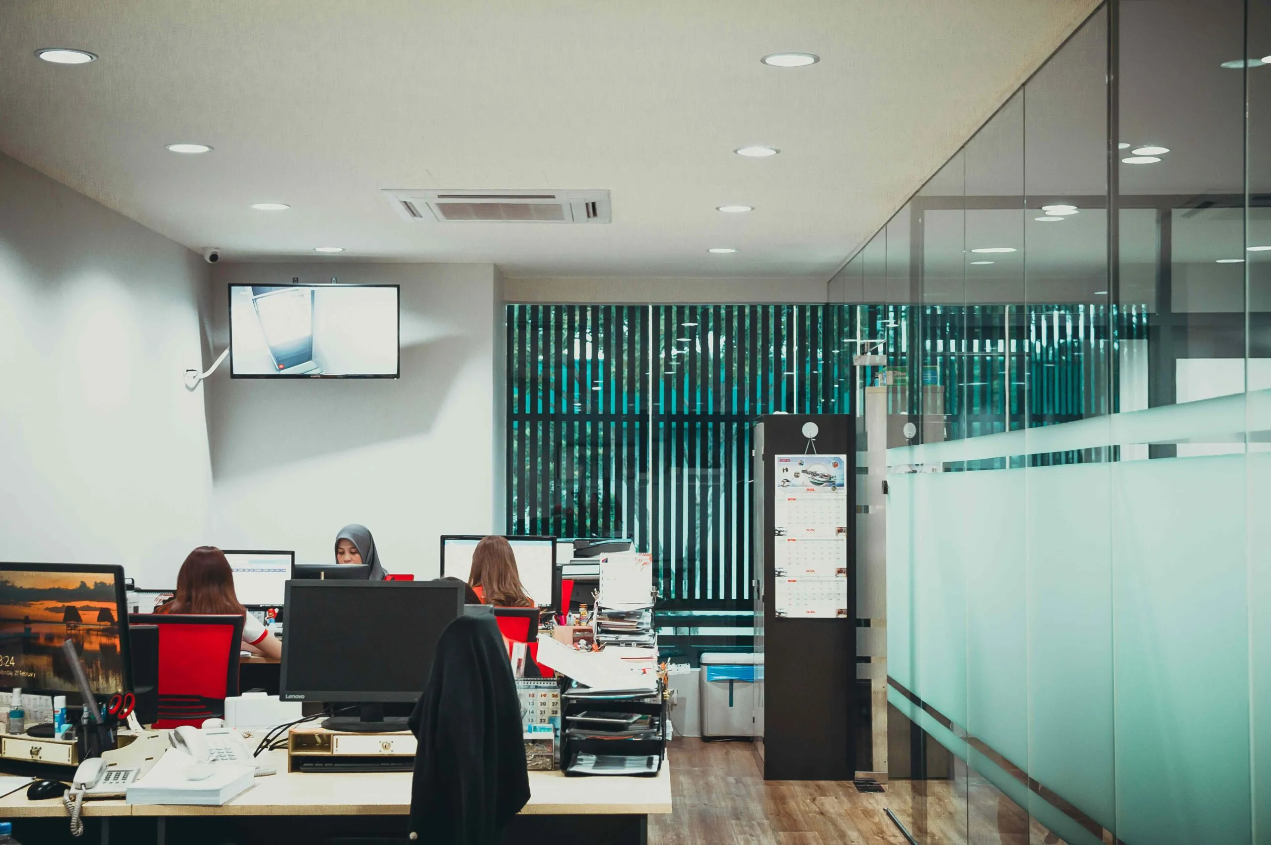 El empleo formal y los beneficios sociales impulsan productividad